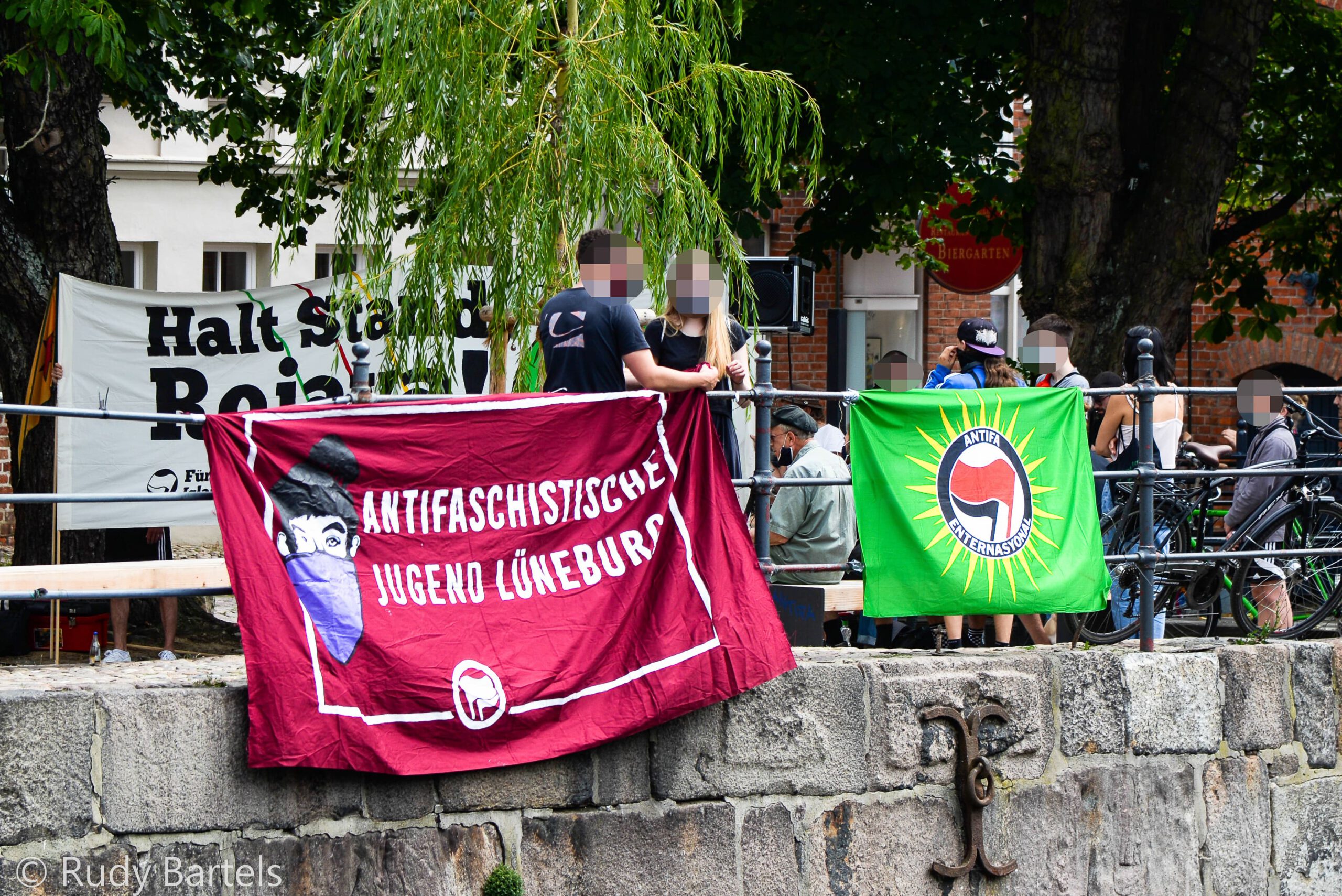 Kundgebung zum globalen Rojava-Aktionstag – Die Falken Nordniedersachsen